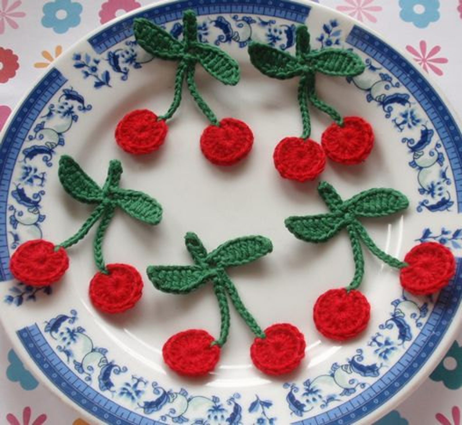 5 Crochet Cherries in Red Green YH 041 - Etsy