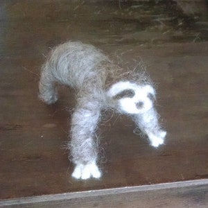 Sloth Desk Pet, Hand Felted Wool Sloth Sculpture, Sloth Gift - Etsy