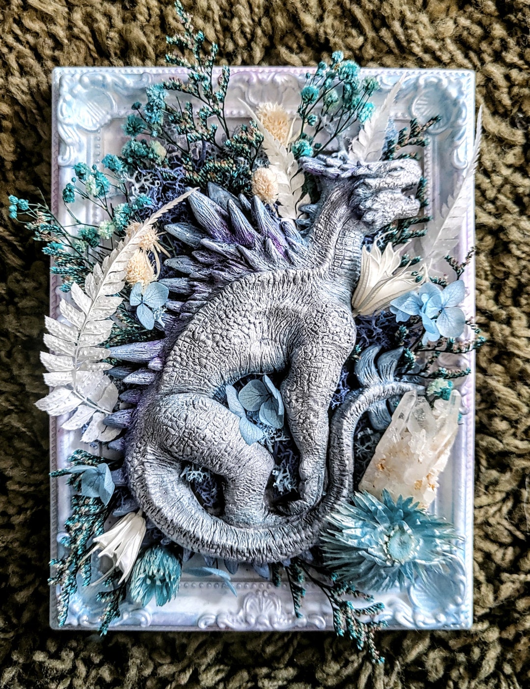 Shimo - Godzilla X Kong Framed Crystal Wreath - Etsy