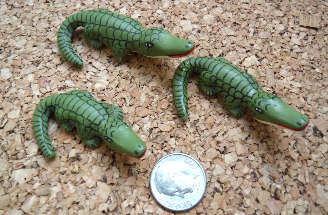 Miniature Alligators Set of 3 - Etsy