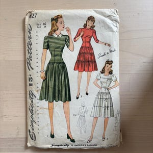 Simplicity 4127 Vintage 1940s Dress Sewing Pattern 34" Bust- CUT Read ...