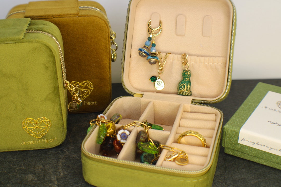 Mystery Jewelry Box, Minimalist • Surprise Jewelry Set With Necklaces ...