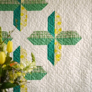 Plus Quilt Pattern - the Positive Side - Modern Quilt - Etsy Canada