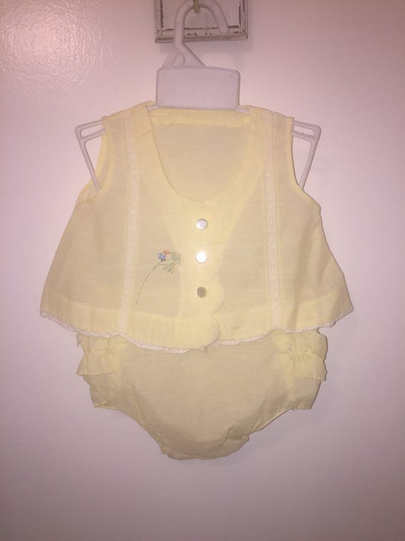 VTG Baby Girl Outfit Yellow Bird Plastic Pants Sz 6M | Etsy