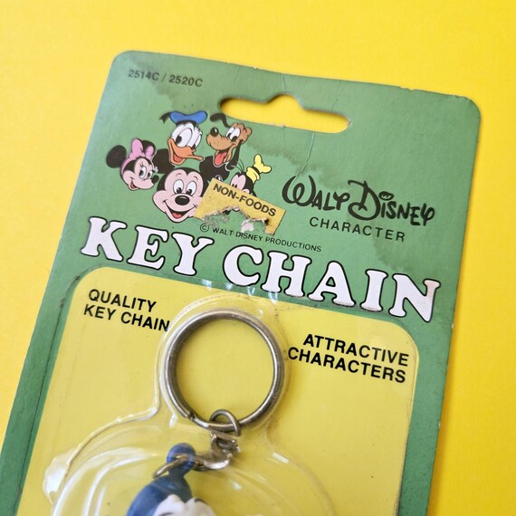 Vintage Walt Disney DONALD DUCK Keychain PVC Figure - Gem