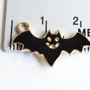 Bat Charms, Gold Toned, 14x23mm - 4 Pieces (887) - Etsy
