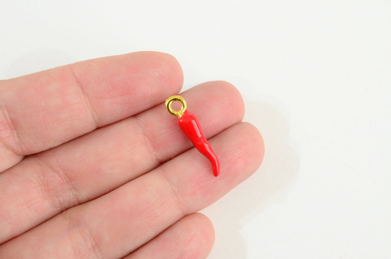 Red Chili Charms, Enamel Chile Pendants, 20mm - 3 Pieces (1092) - Etsy