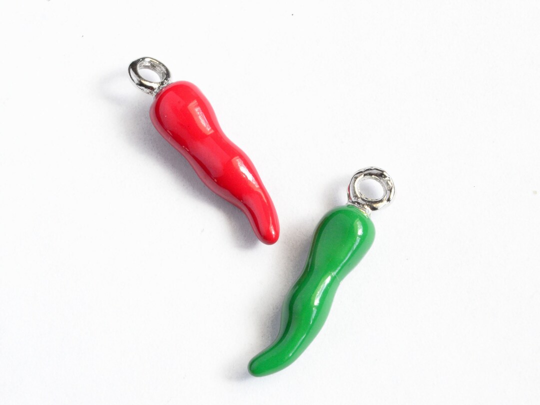 2 Red and Green Chile Charms, Chili Pepper Pendants, 20mm (570AB) - Etsy