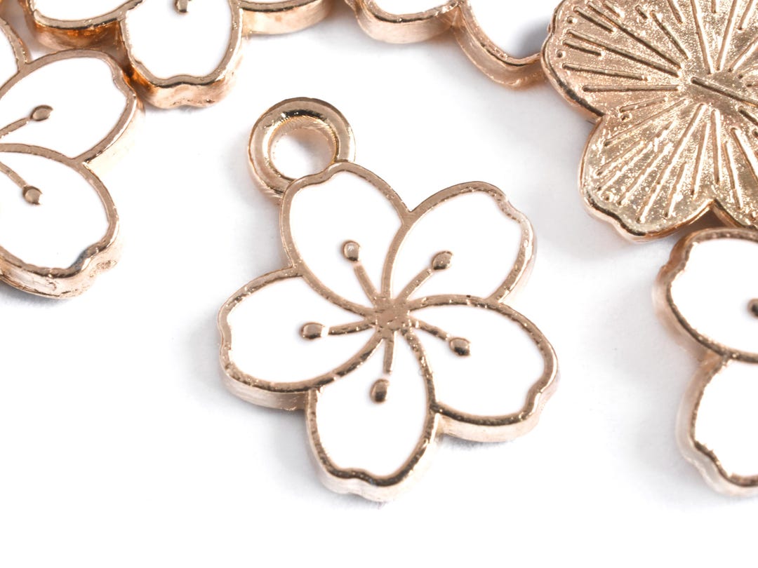 White Flower Charms, Gold Toned White Enamel, 14mm X 12mm - 4 Pieces ...