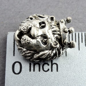 Lion Head Bead With Crown, Antique Silver Toned, 14mm X 11mm - 4 Pieces ...