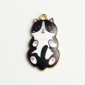 4 Cat Charms, Black and White Tuxedo Cat Pendants, 25x11mm - 1881 - Etsy