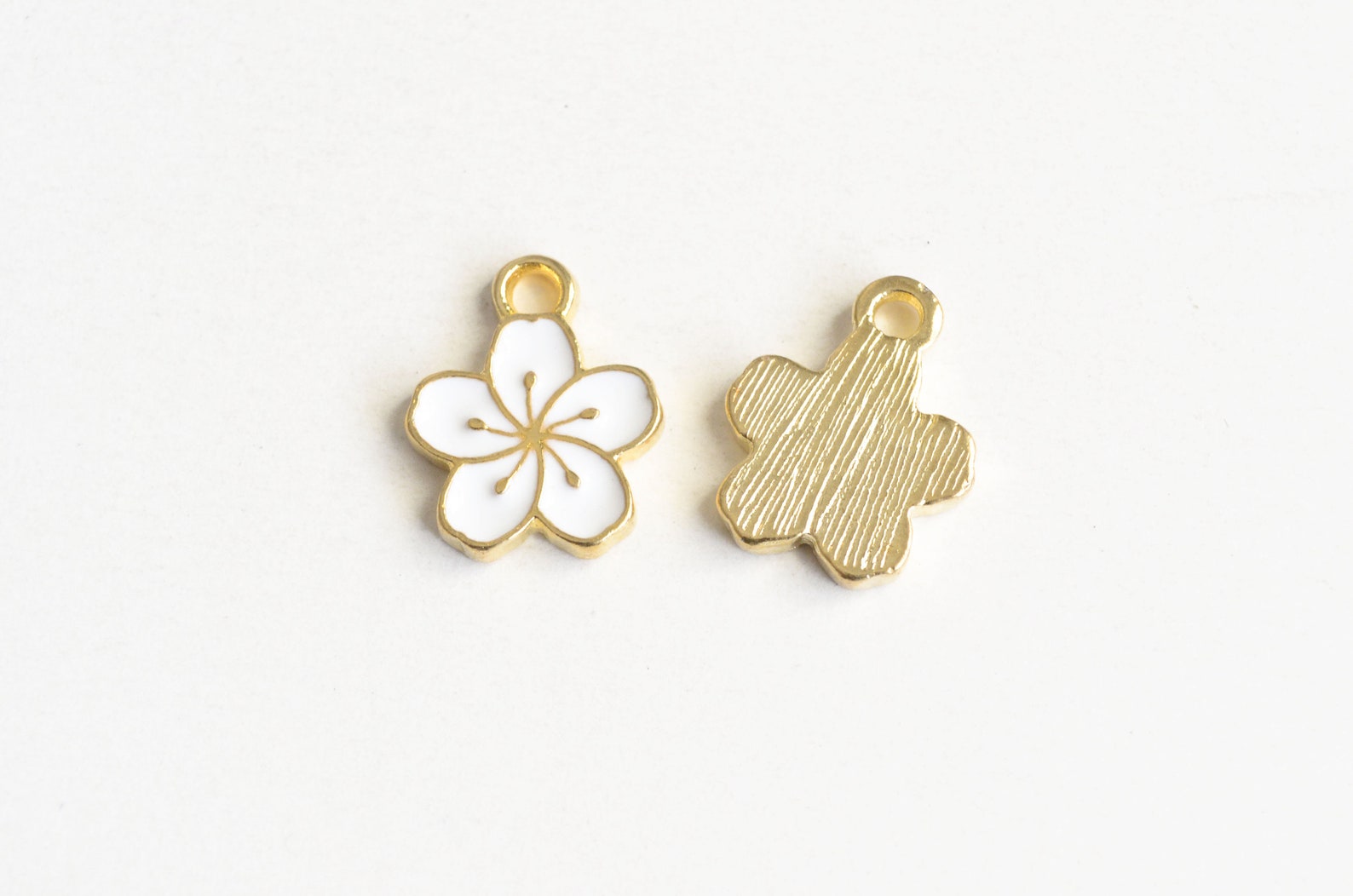 White Flower Charms Gold Toned White Enamel 14mm X 12mm 5 | Etsy