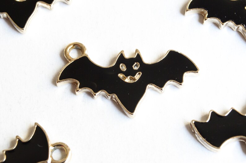 Bat Charms, Gold Toned, 14x23mm - 4 Pieces (887) - Etsy