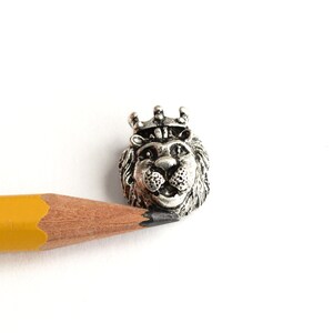 Lion Head Bead With Crown Antique Silver Toned 14mm X 11mm - Etsy