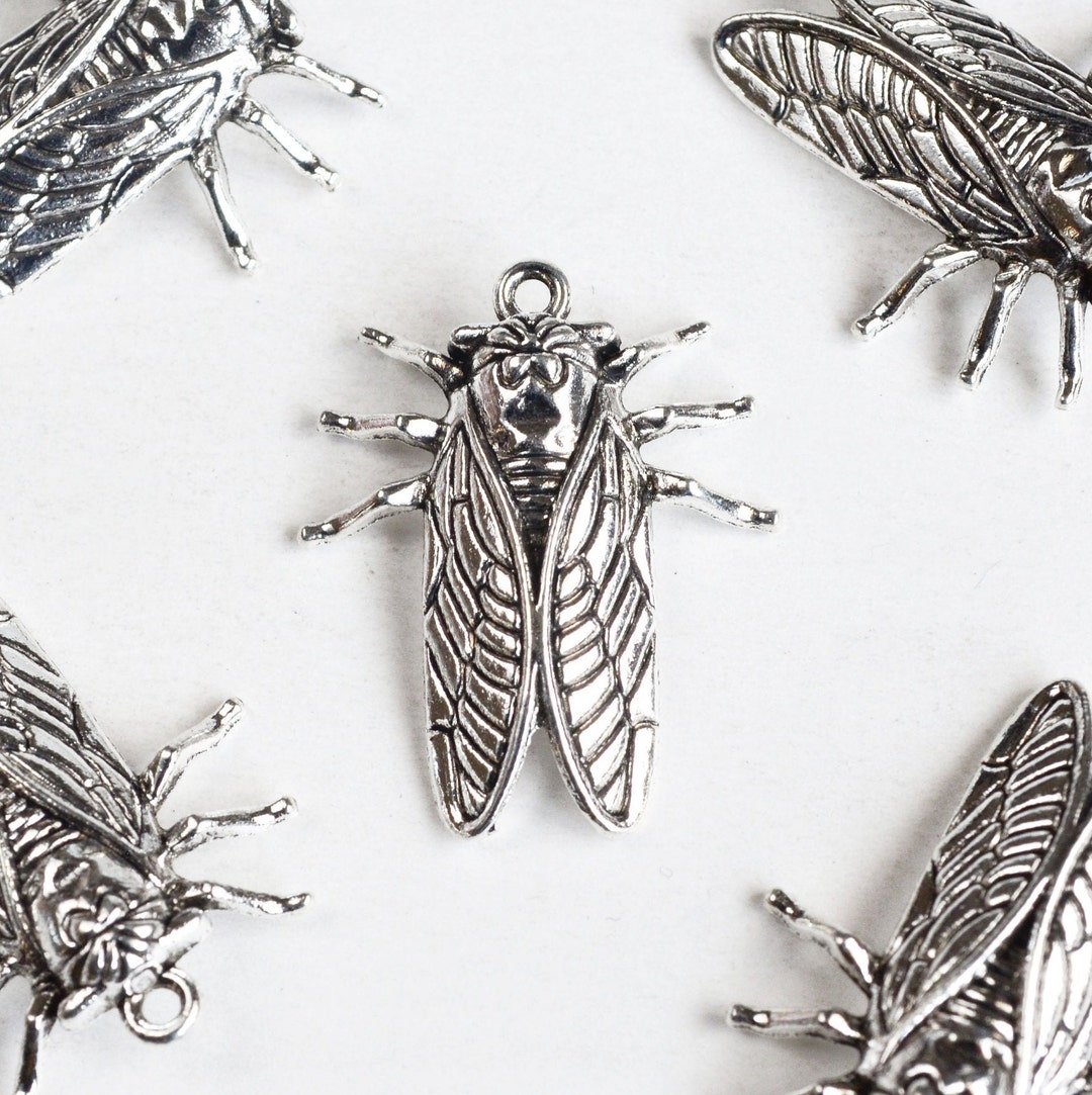 Cicada Insect Charms, Silver Tone Bug Charms, 27mm X 22mm - 5 Pieces ...