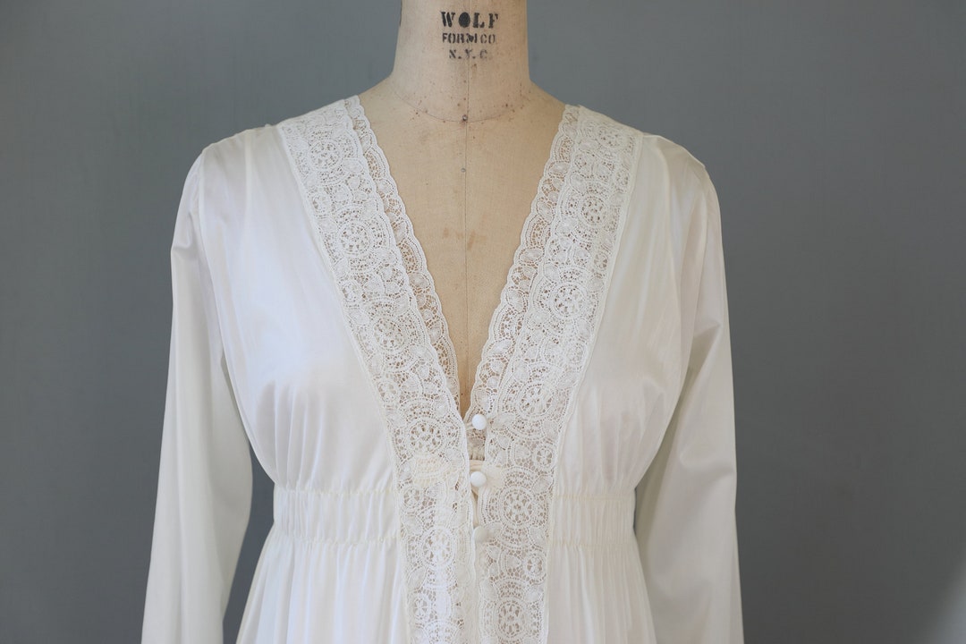 Vintage Miss Elaine Ivory Satin Peignoir Set – Lace Negligee Robe, Size ...