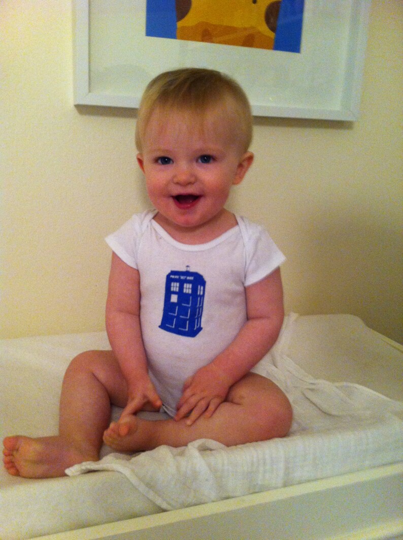 Doctor Who Tardis Baby Bodysuit - Etsy