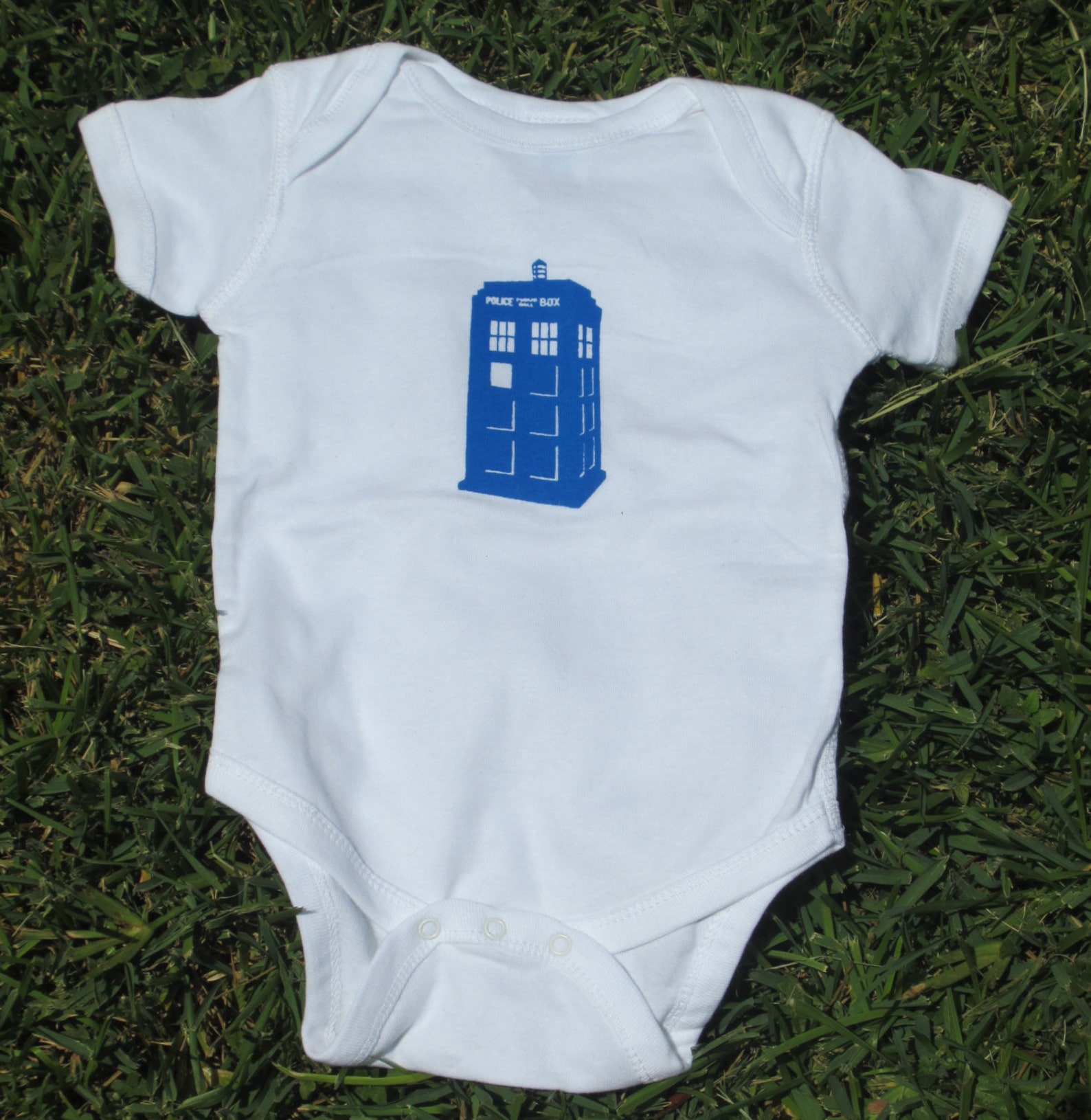 Doctor Who Tardis Baby Bodysuit - Etsy