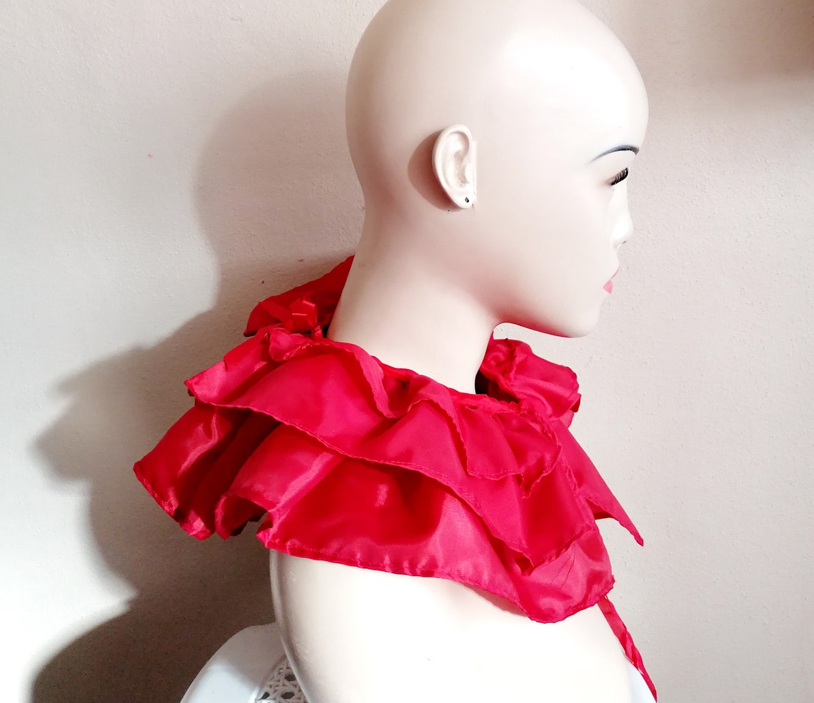 Red Clown Neck Ruffle Three Layer Neck Ruff, Jester Collar Circus Clown ...