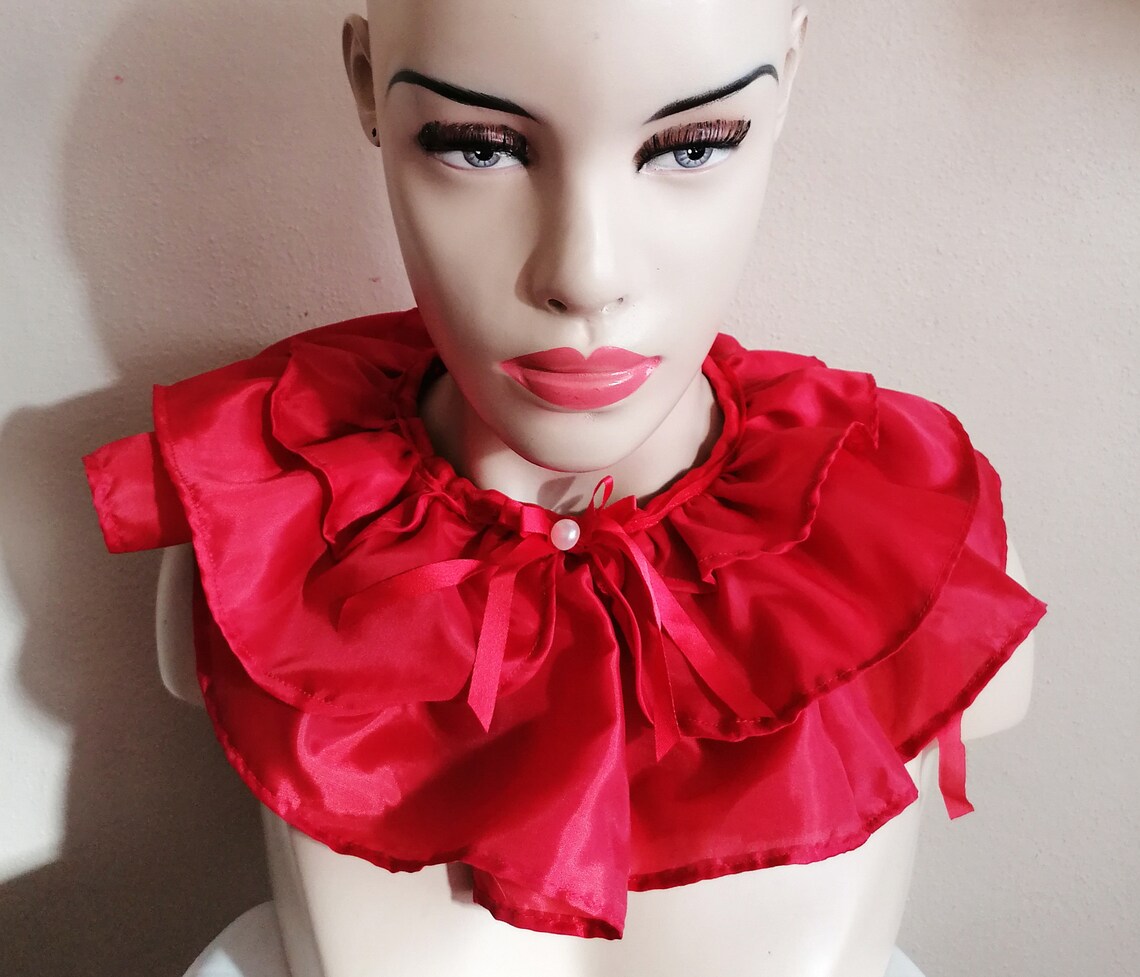 Red Clown Neck Ruffle Three Layer Neck Ruff, Jester Collar Circus Clown ...