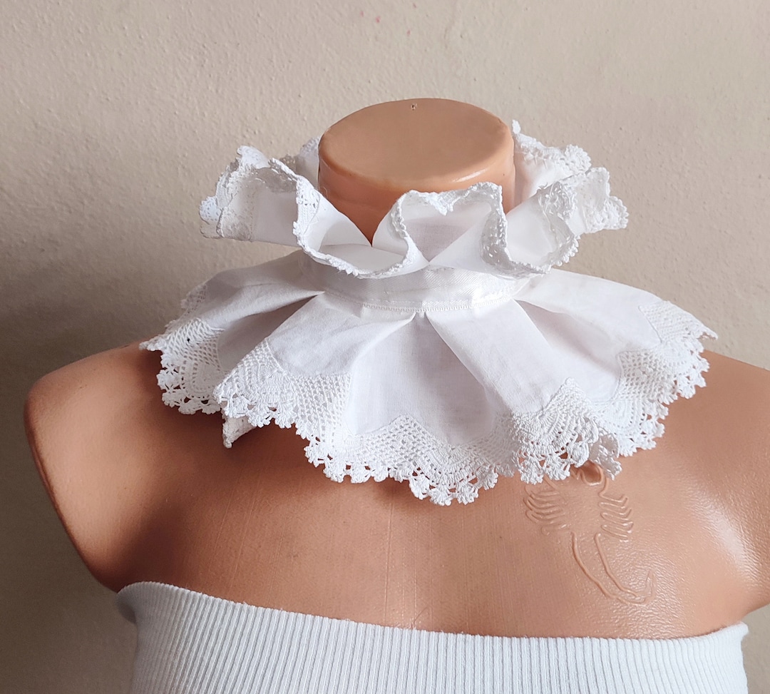 White Ruffle Collar Vintage Cotton Fabric With Vintage Crocheted ...