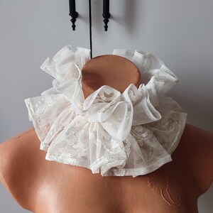 Lace Ruffle Collars, Victorian Style Ivory Beige Ruffled Neck Ruff - Etsy