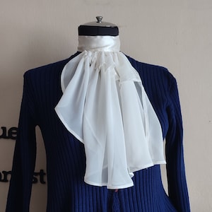 Jabot Ruffle Collar White Ruffle Neck Pice Medieval Costume Jabot ...