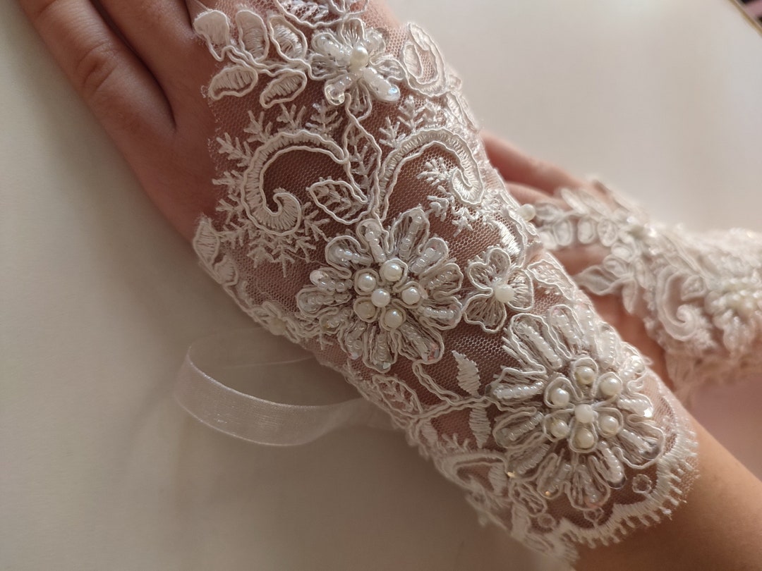Pearl Beaded Lace Bridal Gloves Fingerles White Lace Fingerless Gloves ...