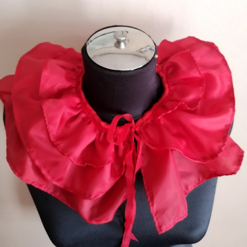 Jester Neck Ruffle - Etsy