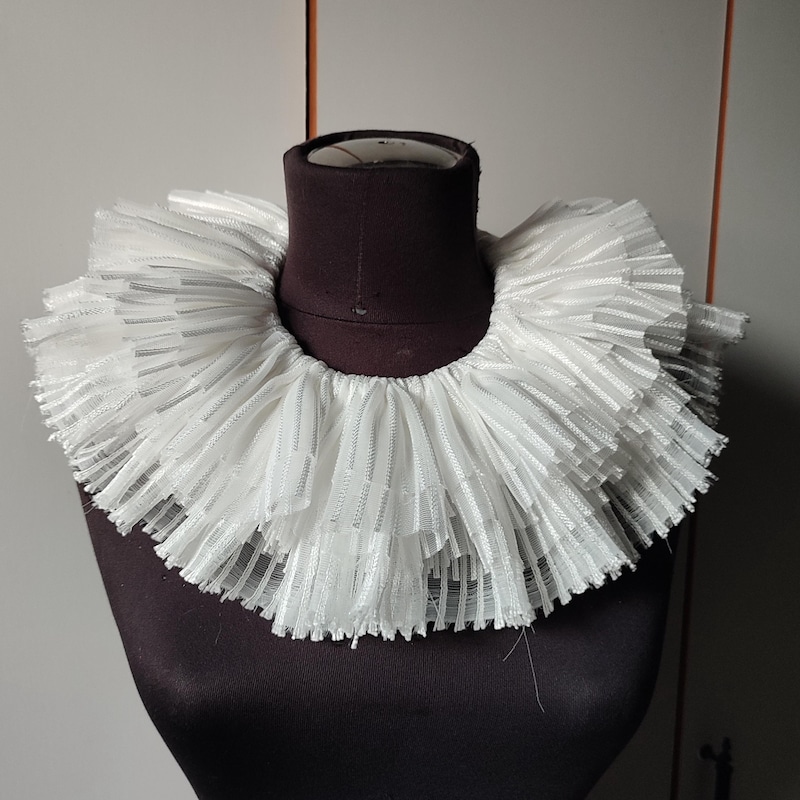 Elizabethan Ruff - Etsy