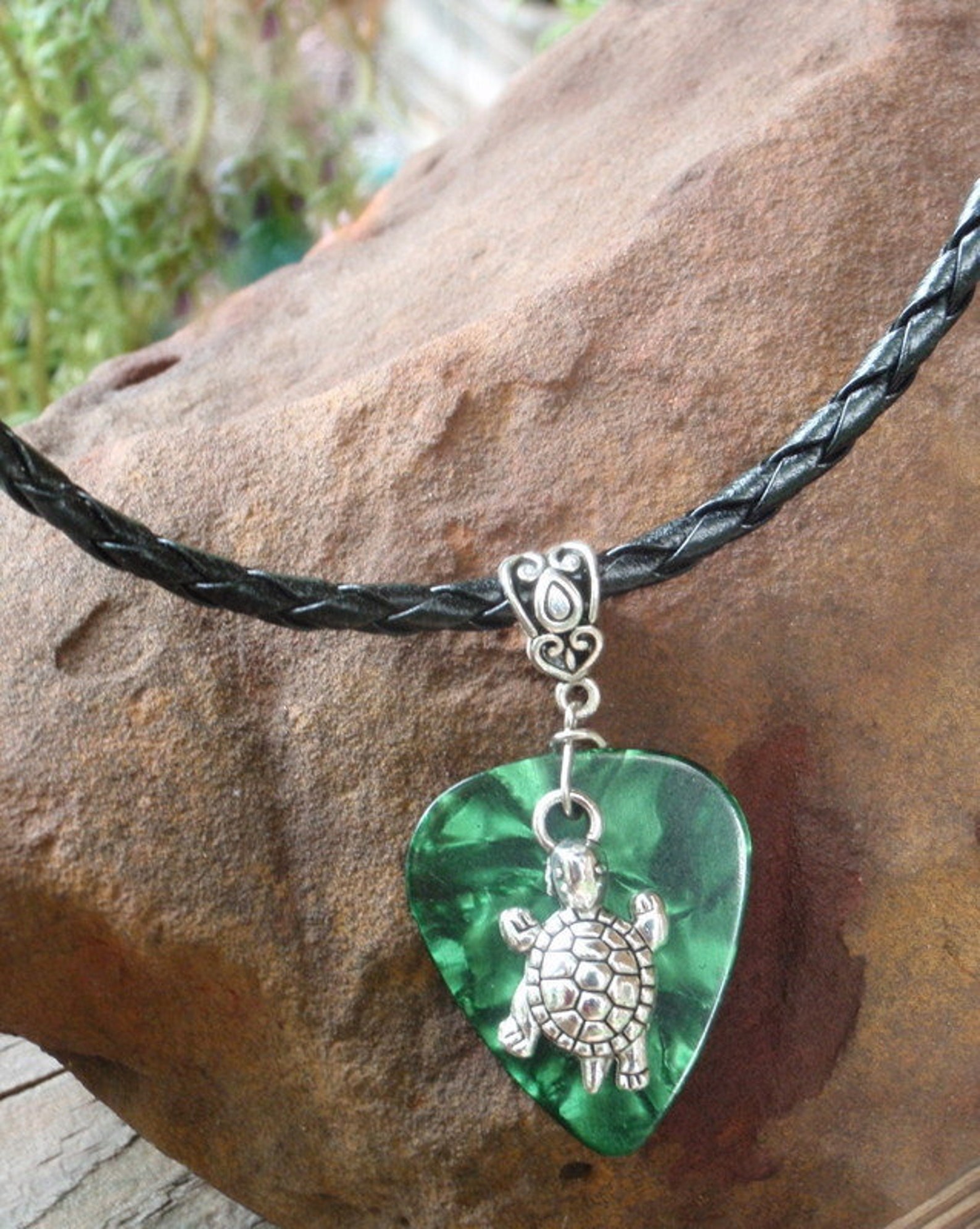 Turtle Guitar Pick Necklace Wildlife Guitar Pick Jewelry - Etsy