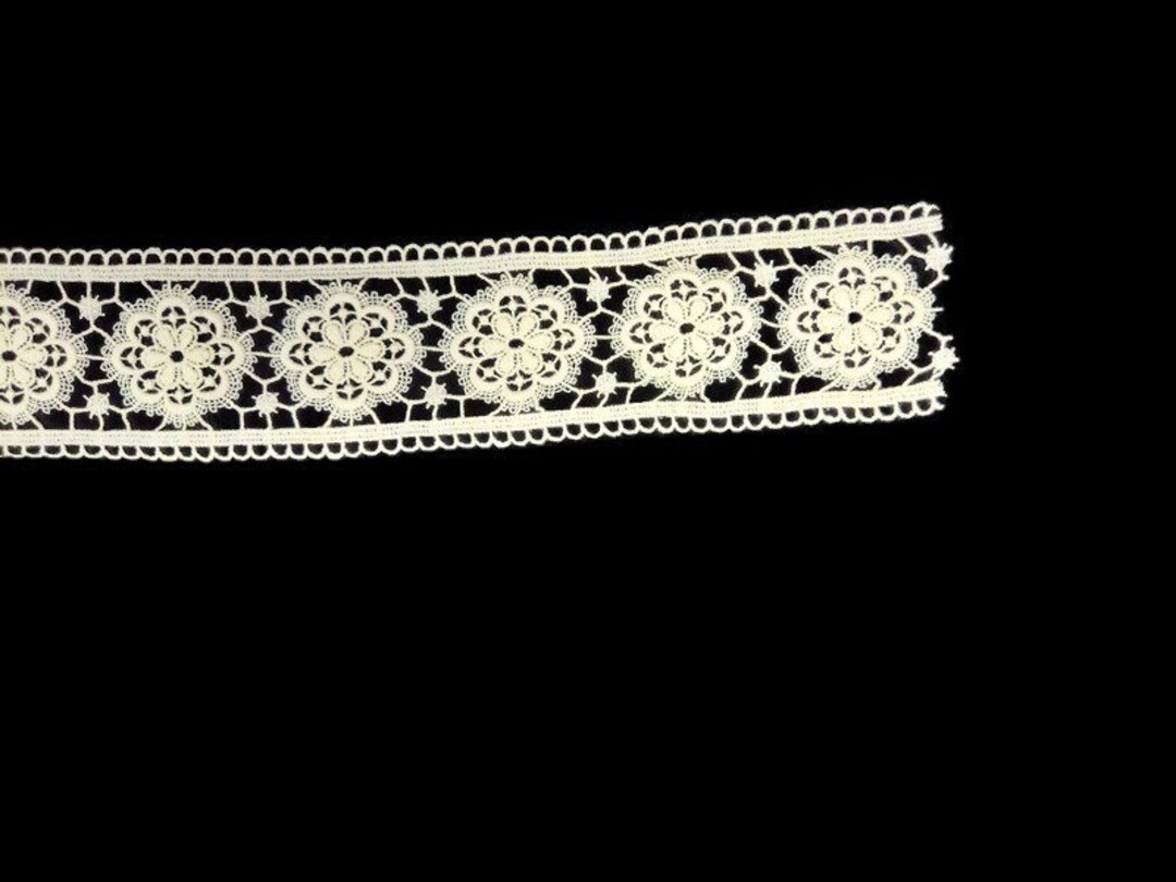 Dutch Lace Off-white 3.75" Wide Venice Cluny Type Lace Insertion Trim ...