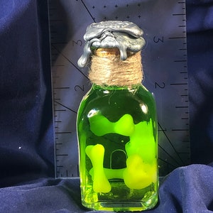 Skele-gro Potion Bottle - Halloween Prop Cosplay Wizard Witch ...