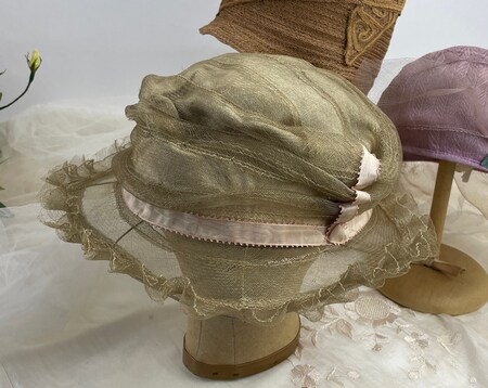 HouseBatVintage - Etsy