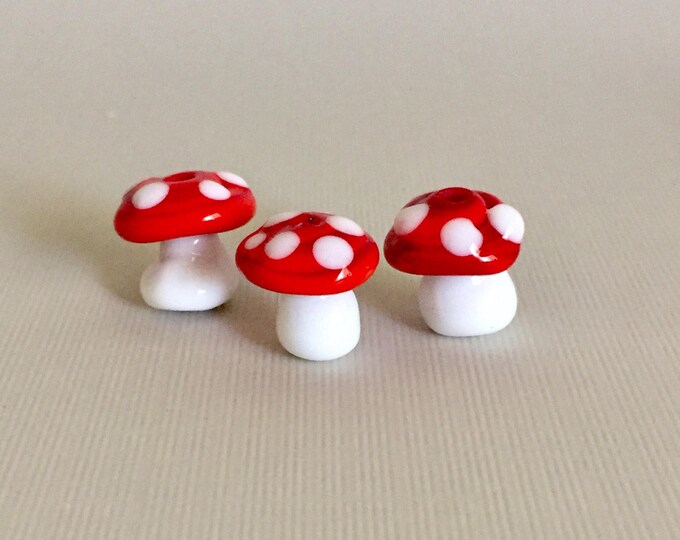 3 Little Tiny Red Toadstools Cute Set of 3 - Etsy