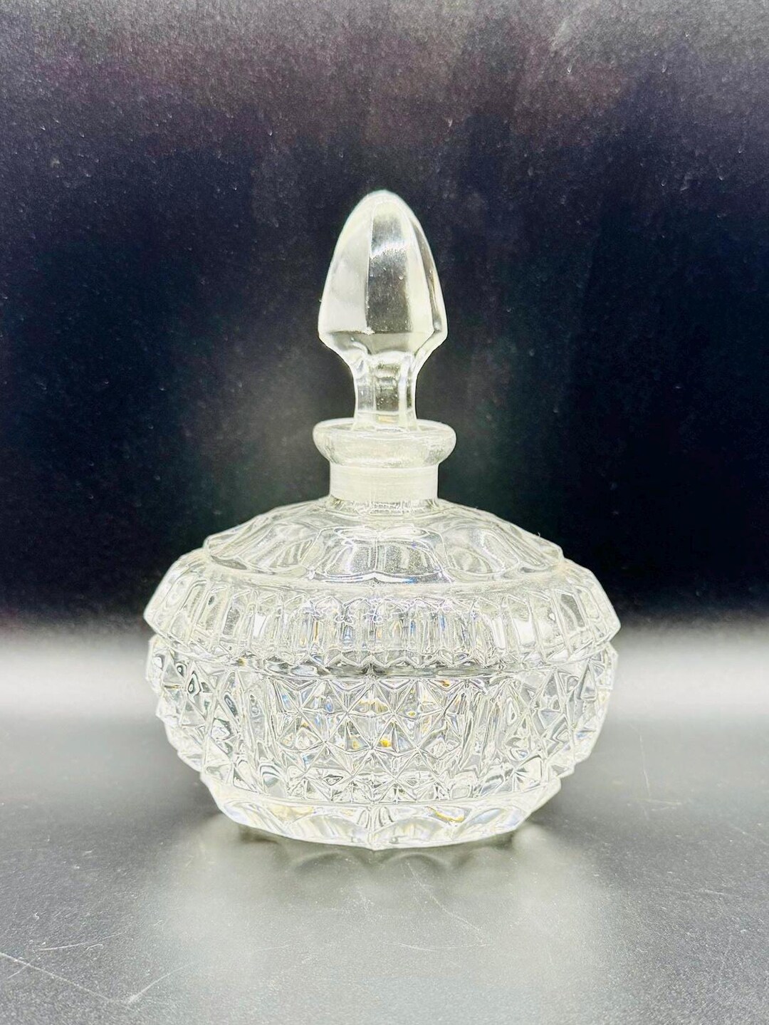 Vintage Lead Crystal Perfume Bottle With Stopper – Elegant and Timeless ...