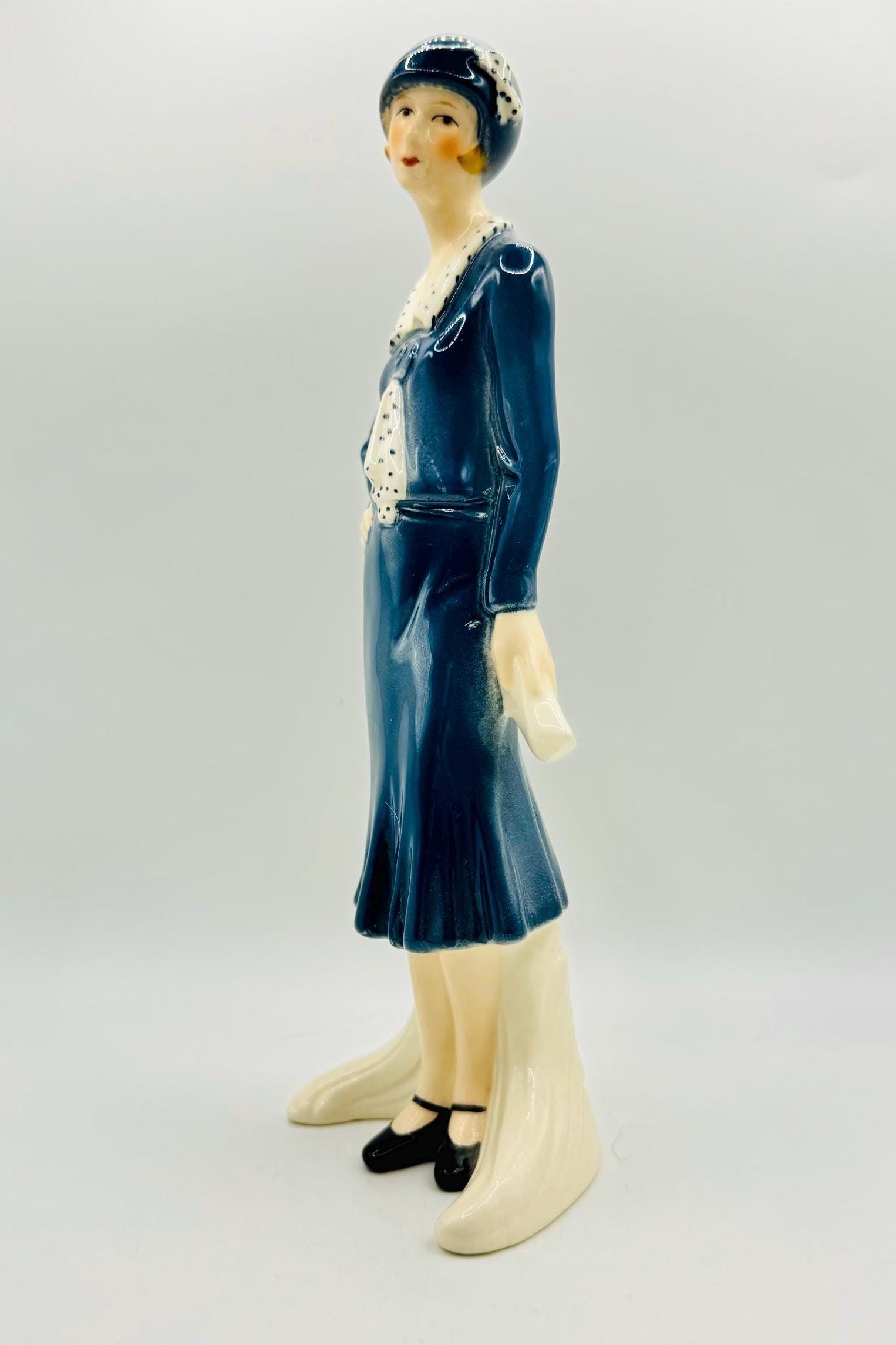 Vintage West Germany Goebel Figurine cosmopolitan Lady - Etsy