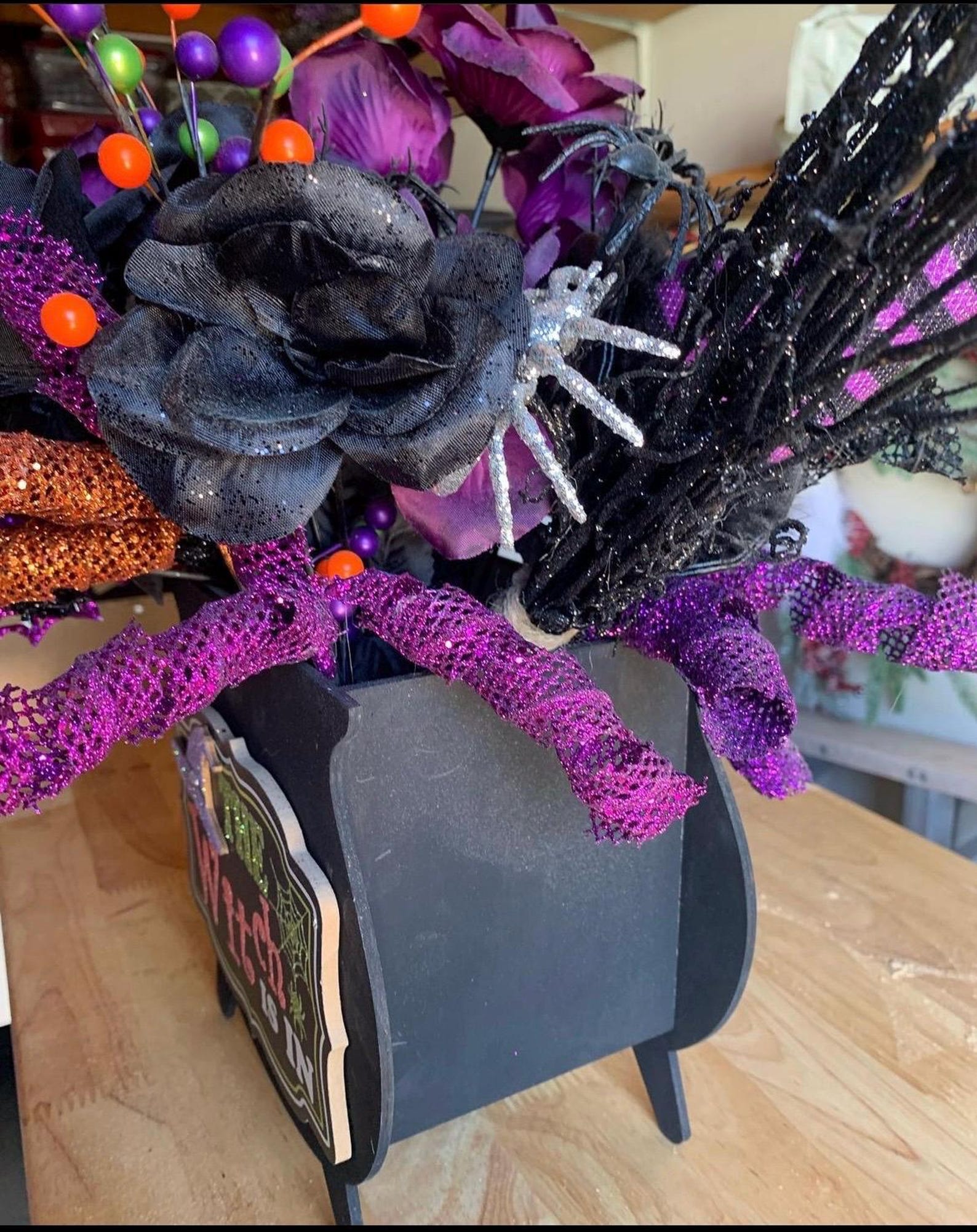 Witchs Cauldron Centerpiece - Etsy