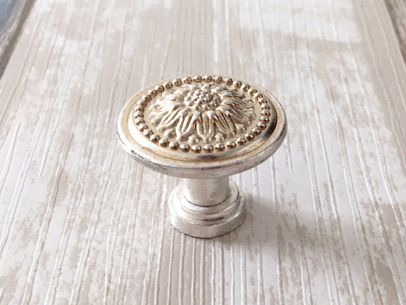 2 5 Vintage Style Bail Drawer Pulls Handle Dresser Pull Etsy