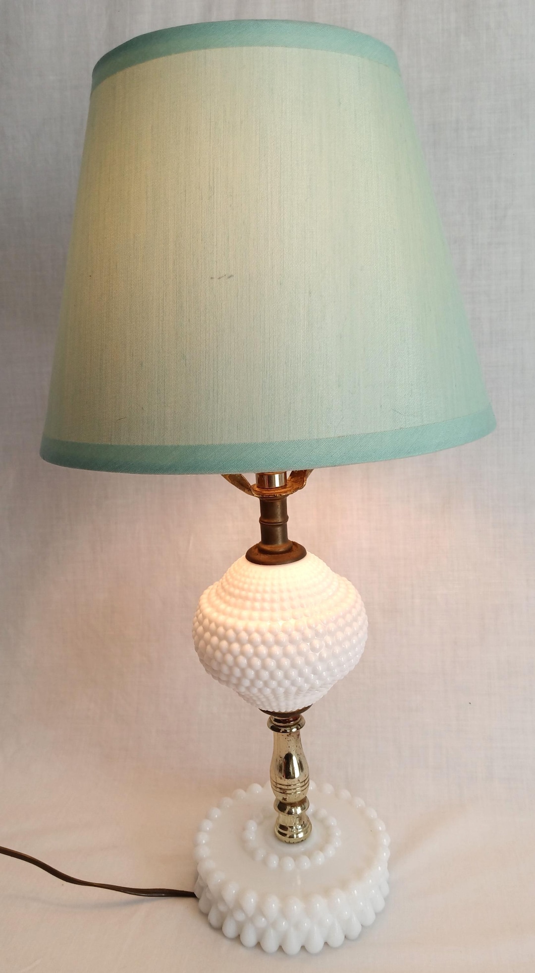 Mid Century Milk Glass Beaded Hobnail Tear Drops Design Table Lamp Desk ...