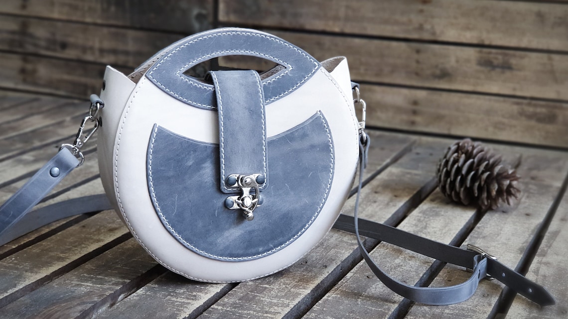 PDF Pattern. Leather ROUND Crossbody Bag With Video - Etsy