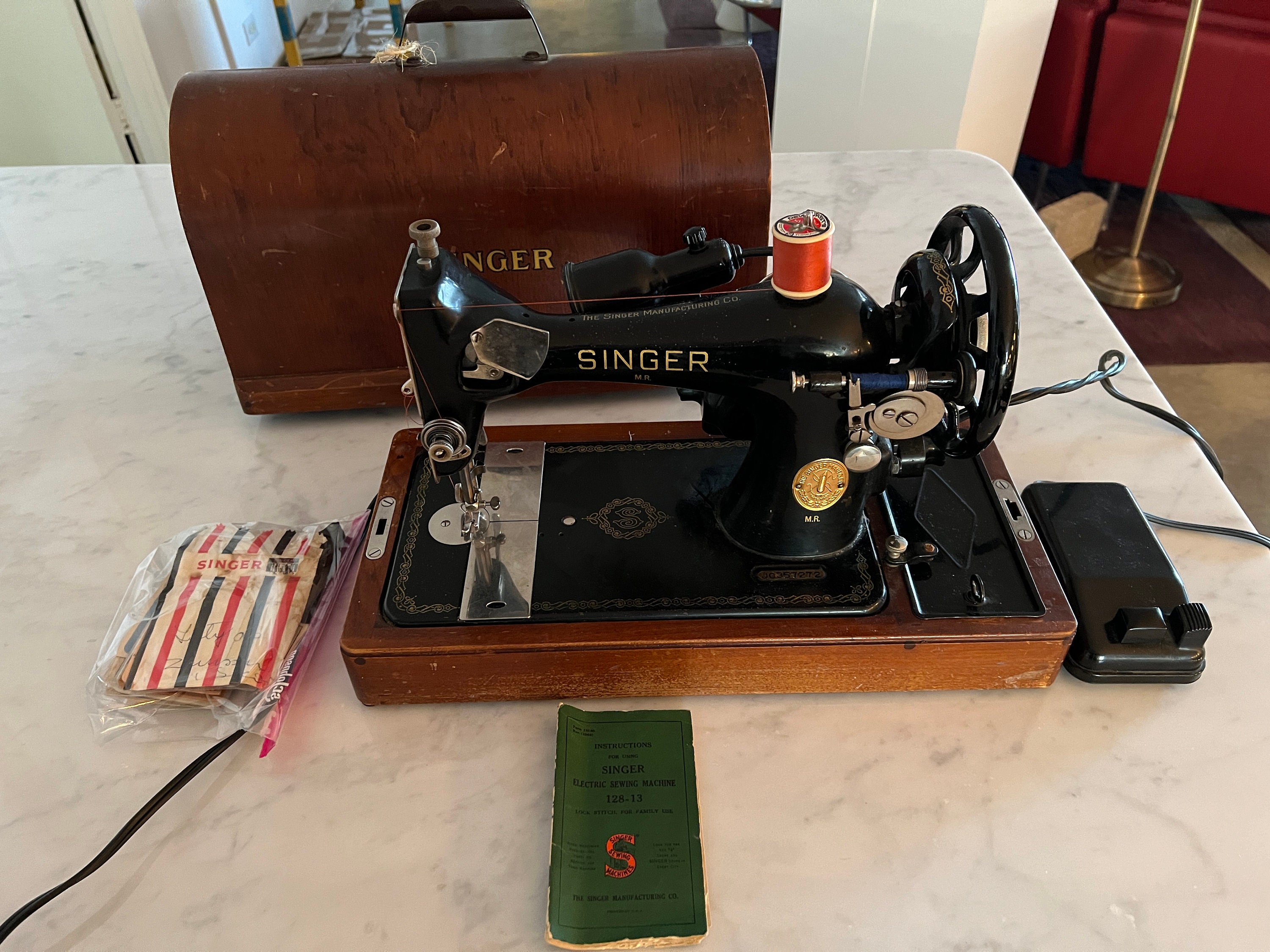 Singer 128-13 Portable Sewing Machine - Etsy