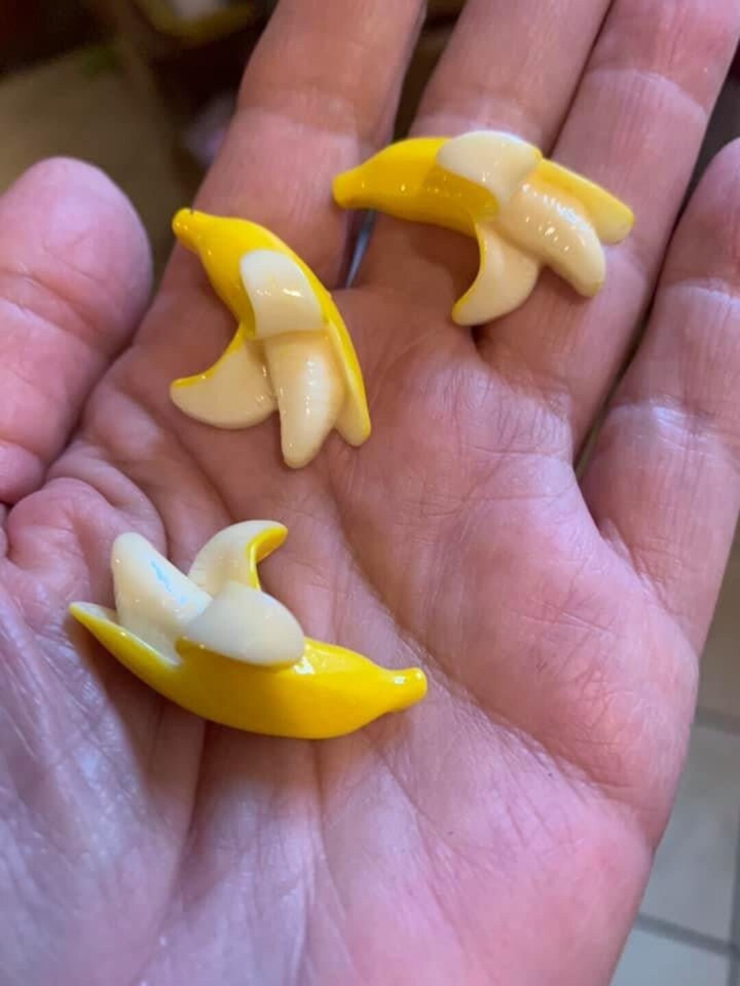 Mini Resin Peeled Bananas Miniature Craft Supplies Elf Prop Fake Food ...