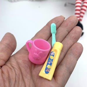 ELF PROPS Elf Size Toothbrush Toothpaste Mini Miniature Dollhouse Elf ...