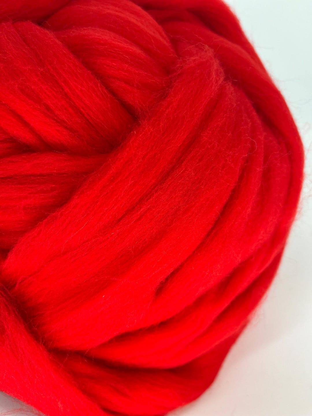 Red Merino Wool Roving: Soft Fiber for Spinning, Felting & Crafts - Etsy