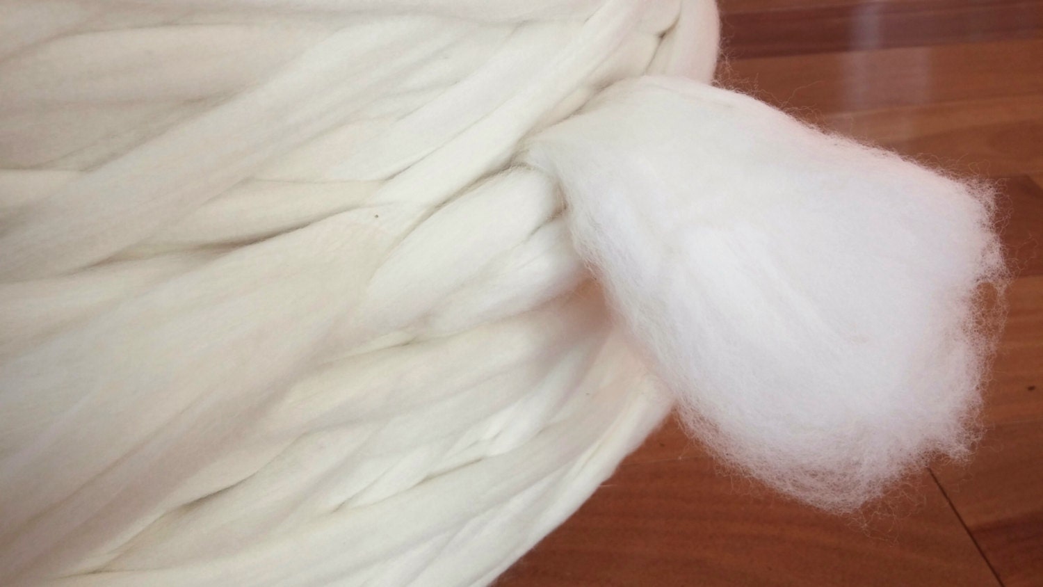 Bulk Merino Wool Roving: 30 Lb Roll for Felting, Spinning, Knitting - Etsy