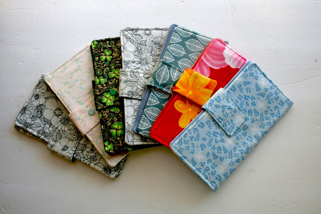 Women's Fabric Handmade Wallet in Floral Print, Gift for Her Under 40 ...