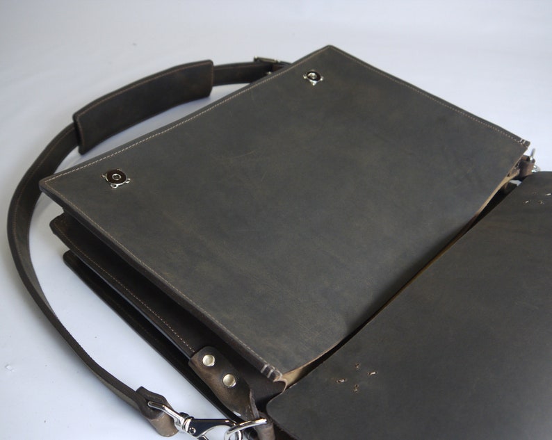 Mens Oil-pull Leather Messenger Bag With Magnetic Closure - Etsy