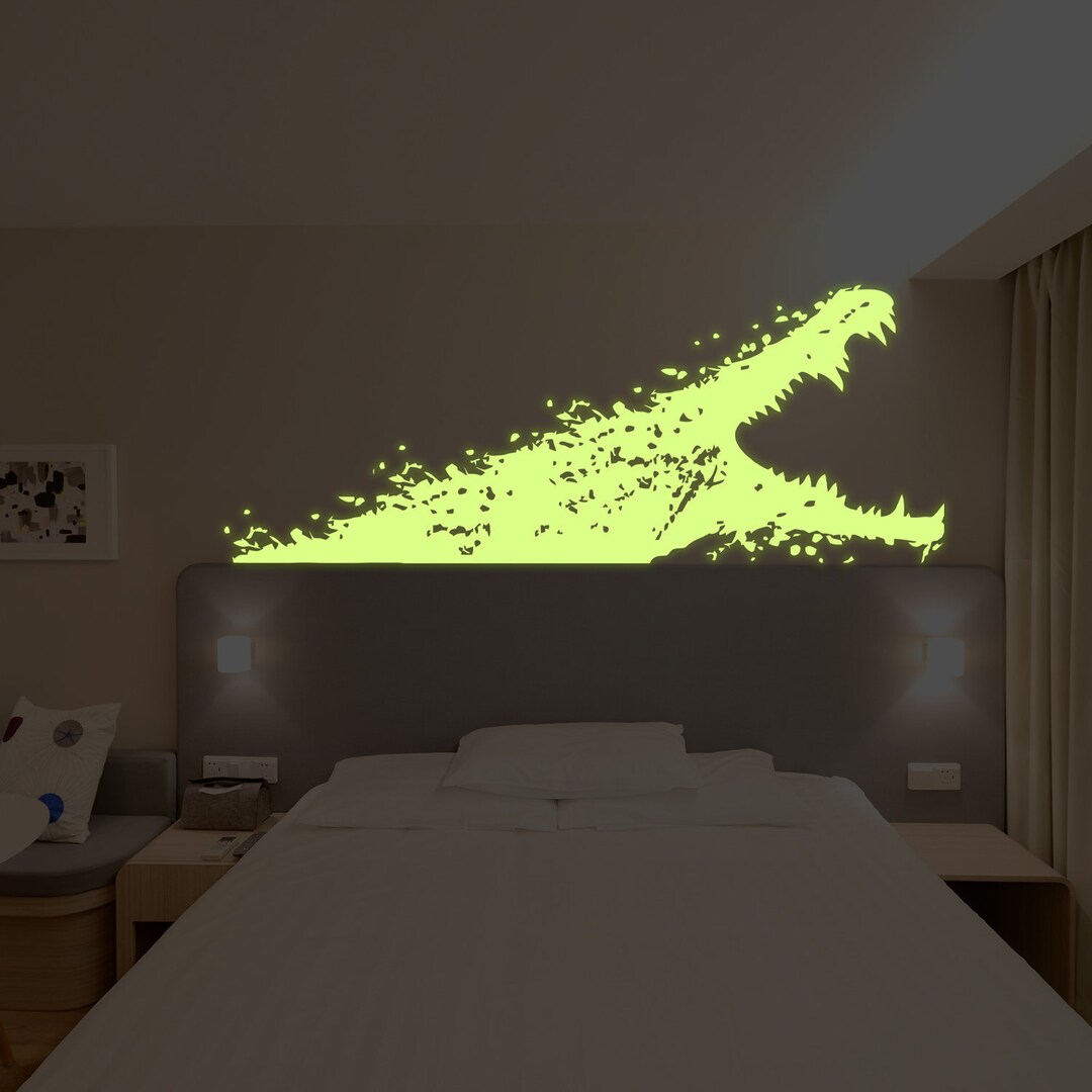 Glow in Dark Aligator Wall Sticker - Night Glowing Gator Vinyl Decal ...