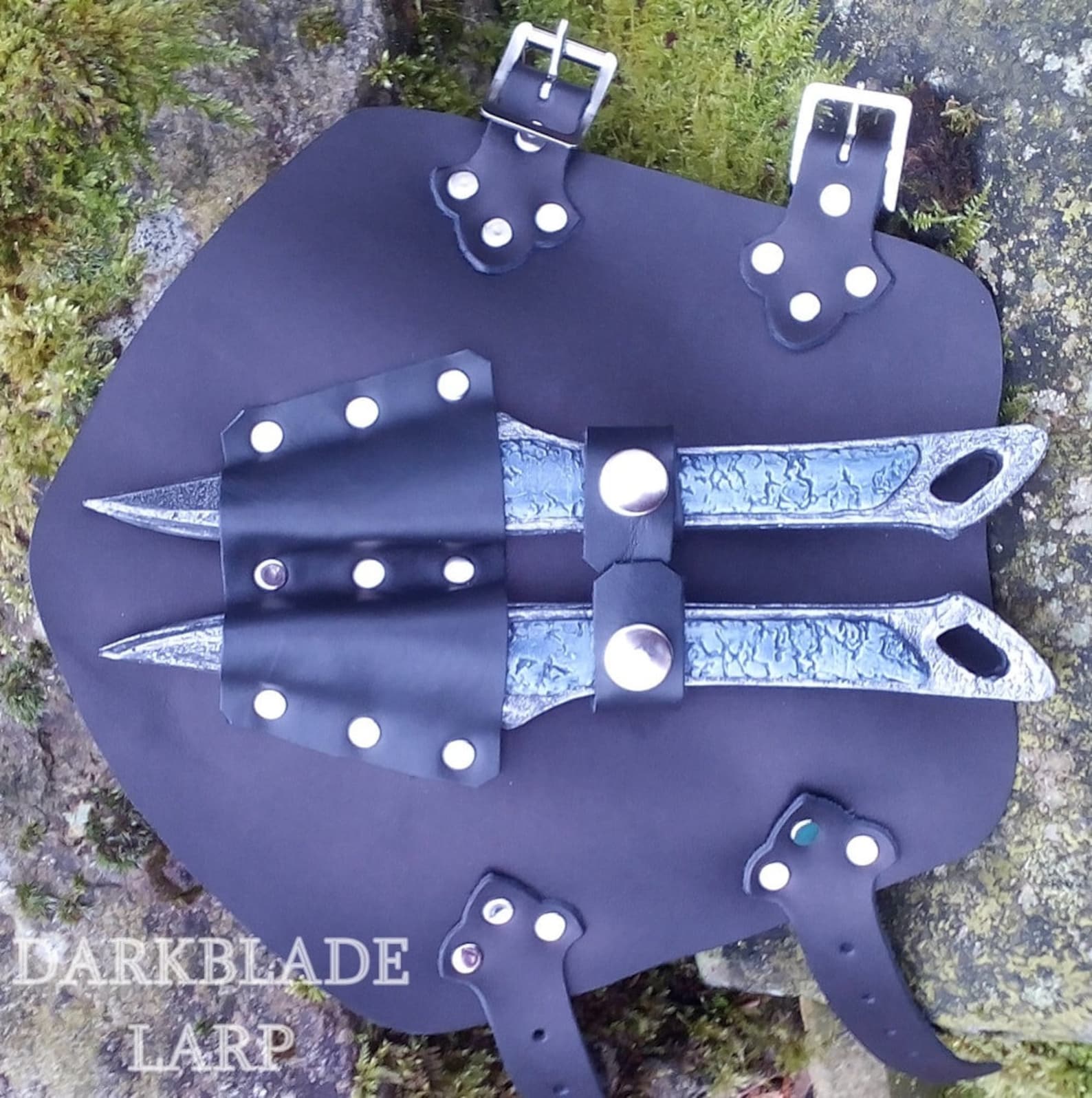 Throwing Knife Vambrace for Larp or Cosplay, Scalpel Larp Safe Knives ...